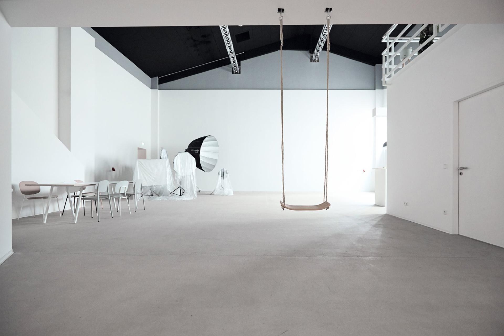 Patrick Molnar — Gestaltung — Nahe & Fern - Patrick Molnar — Gestaltung